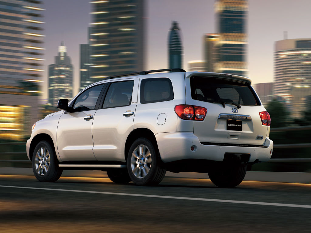 Toyota Sequoia II 5.7L V8 (381 Hp) 4WD